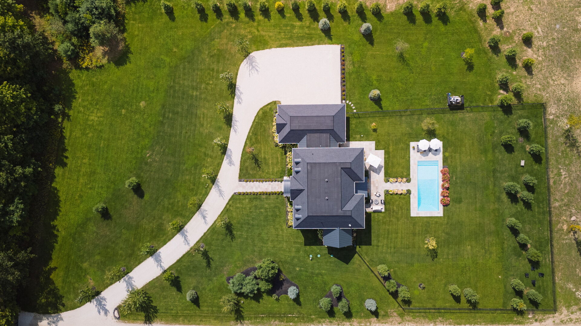 1052 Rainbow Valley Road West, Phelpston, ON L0L 2K0